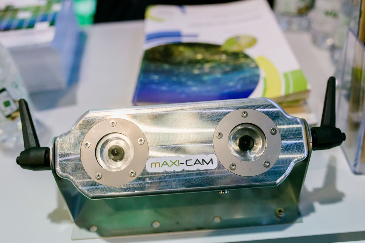 mAXI-CAM